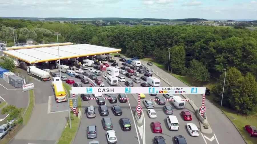Die größte Tankstelle Europas - Was is hier eigentlich los