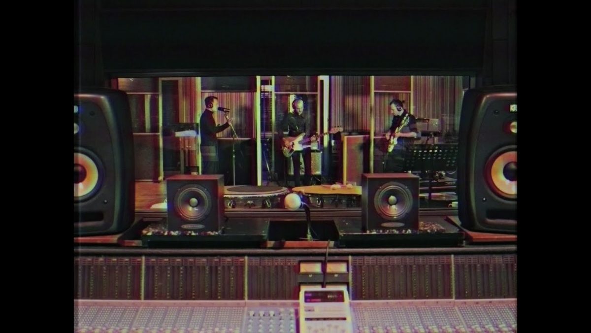 Bloodhype - Delicate Creature - Was is hier eigentlich los