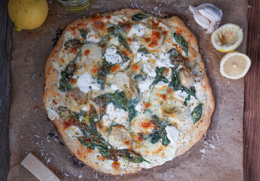 Pizza Bianca mit Artischocken und Zitrone - Was is hier eigentlich los